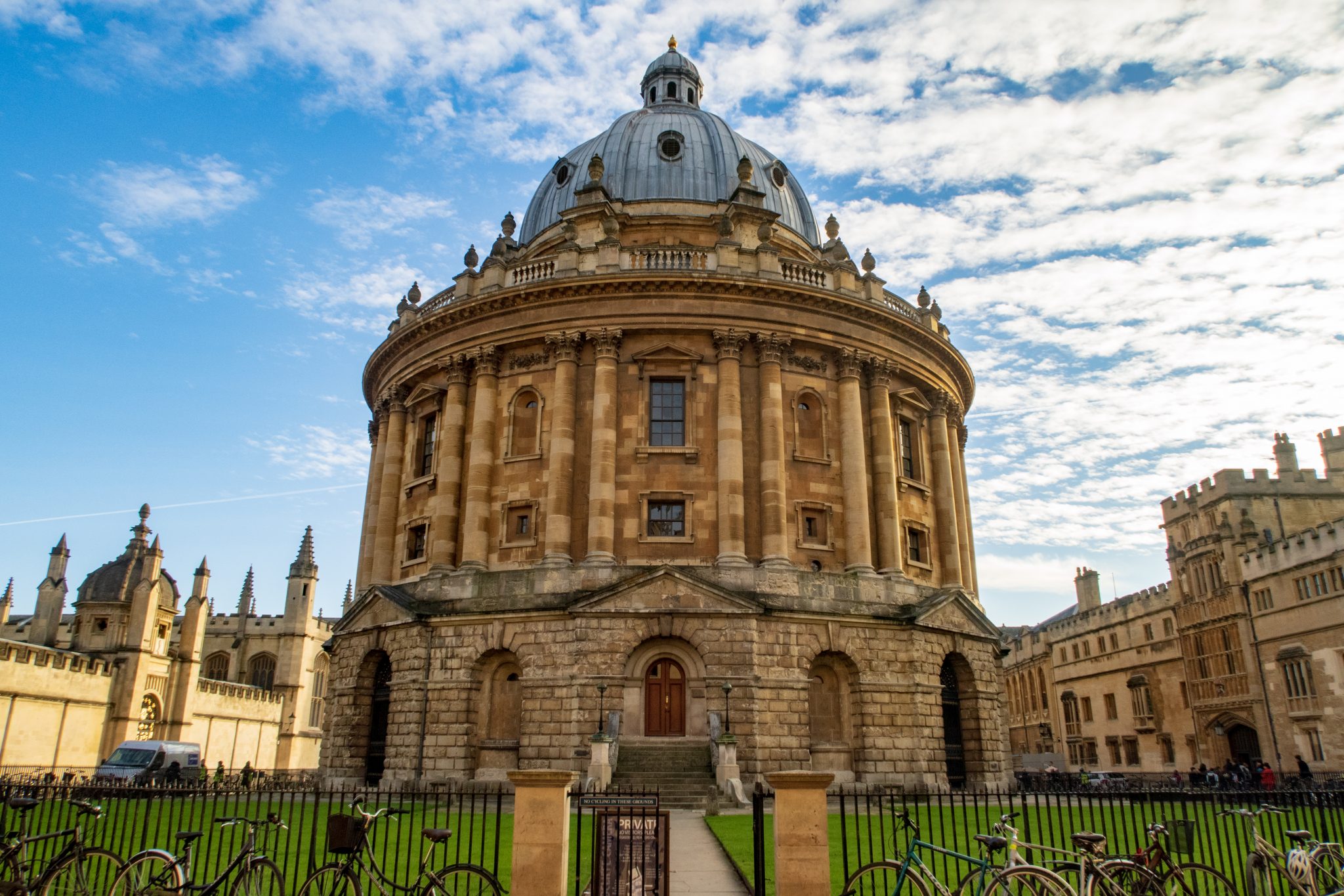 Oxbridge Applications Tutors | Oxbridge Interviews & Entry Exams